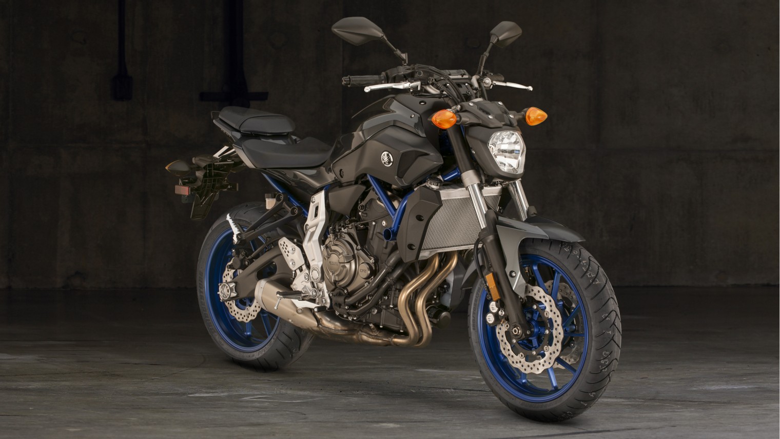Spesifikasi Lengkap Yamaha FZ-07 2015, Review dan Ulasan - JagatOtomotif