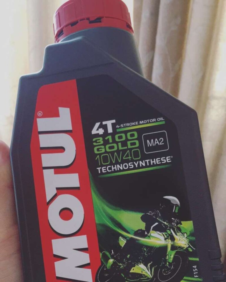 Review Oli Motor Terbaik: Motul 3100 & TOP 1 MC - JagatOtomotif