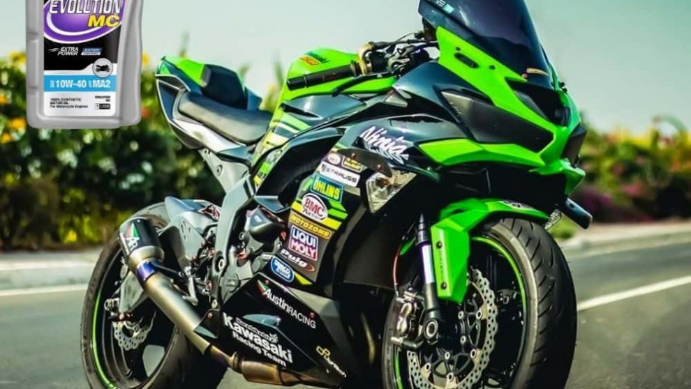 Pilih Mana Yamaha R25 atau Kawasaki Ninja 250 FI? - JagatOtomotif