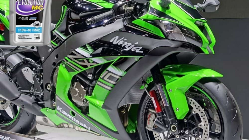 Pilih Mana Yamaha R25 atau Kawasaki Ninja 250 FI? - JagatOtomotif